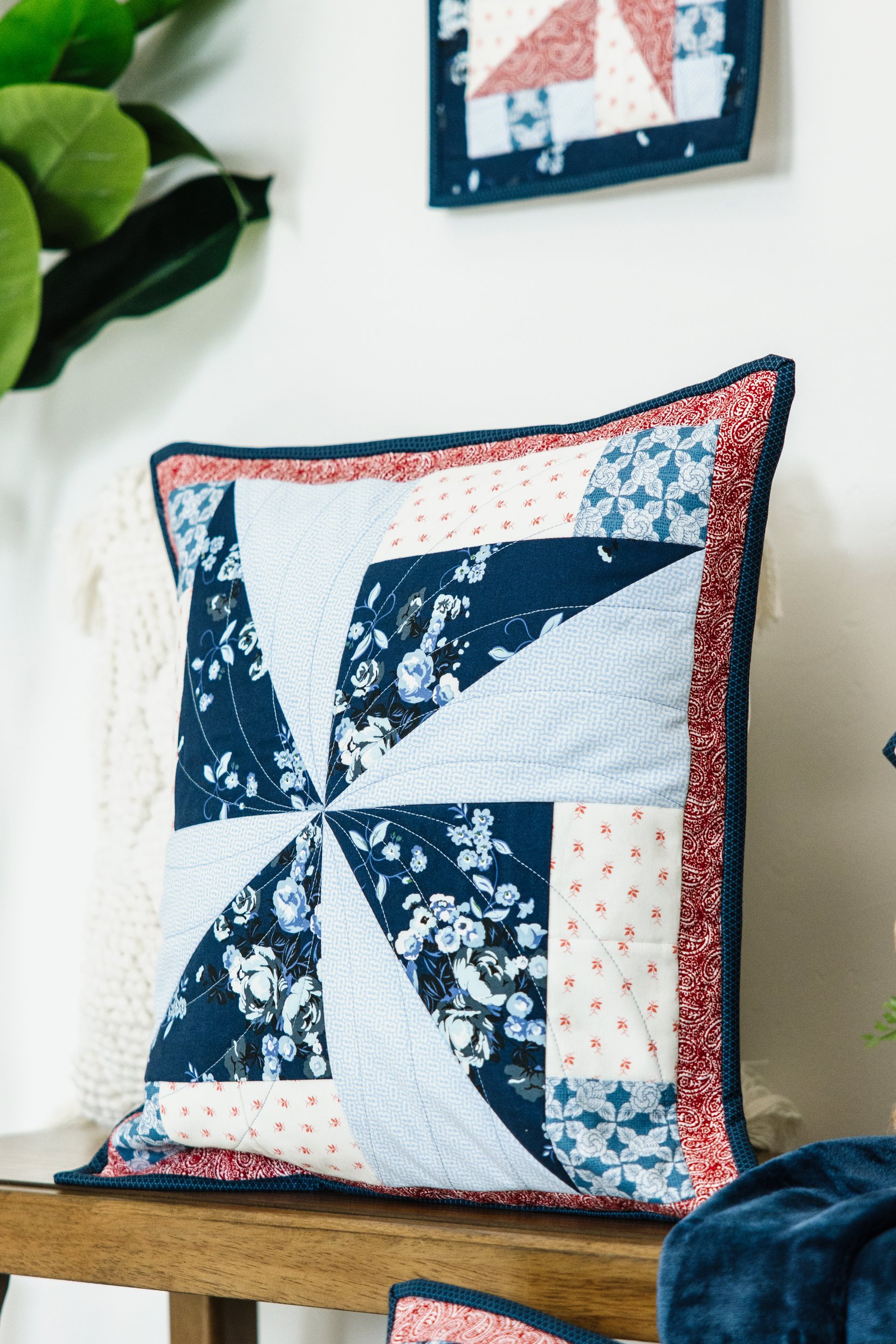 Perfectly Pieced: Tri-Square Pinwheel Block & Patriotic Door Hanger